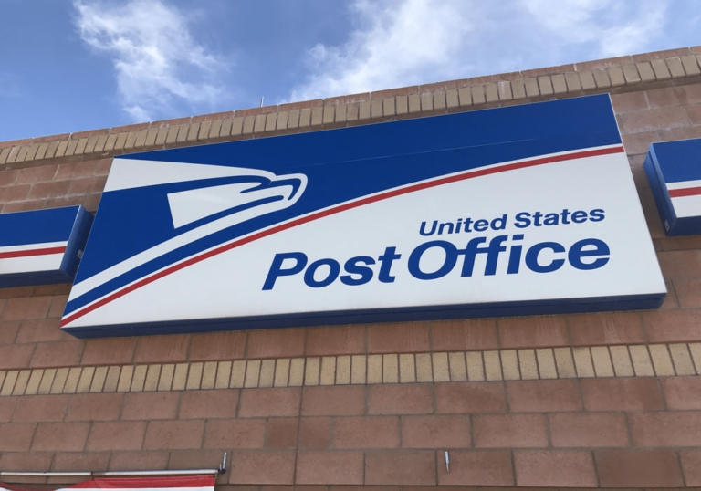 How Does USPS Tracking in Canada Work?